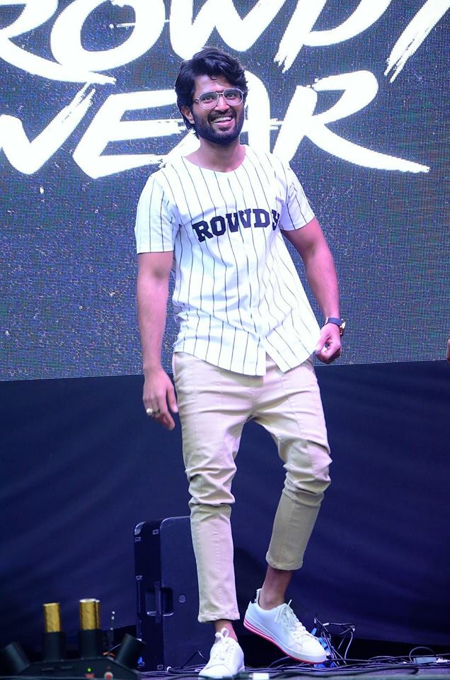 Vijay Deverakonda Launched his clothing line ‘ROWDY WEAR’ - Cinevinodam